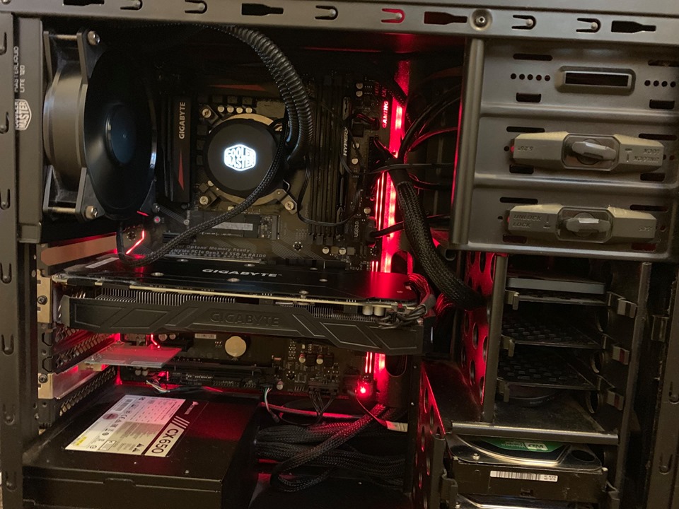 Gaming PC i7-7700K 4.2 GHz QuadCore 8 GB - Ash UK • 3WEBS.CO