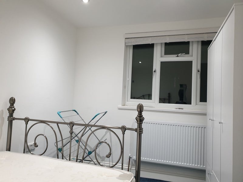 Double Room for Rent Reading - Rent Room IG1 UK • 3WEBS.CO
