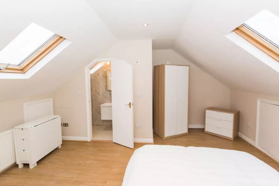Massive Single En-suite Room for Rent Kensal Rise Station • 3WEBS.CO