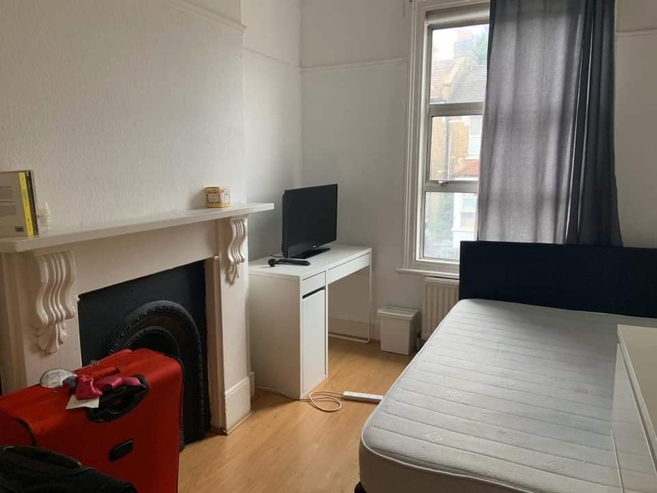 Double Room to Rent With All Bills Included London • 3WEBS.CO
