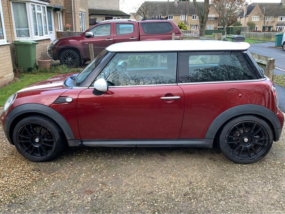 Used Mini Cooper 1.6 Petrol for Sale in Cheltenham UK • 3WEBS.CO