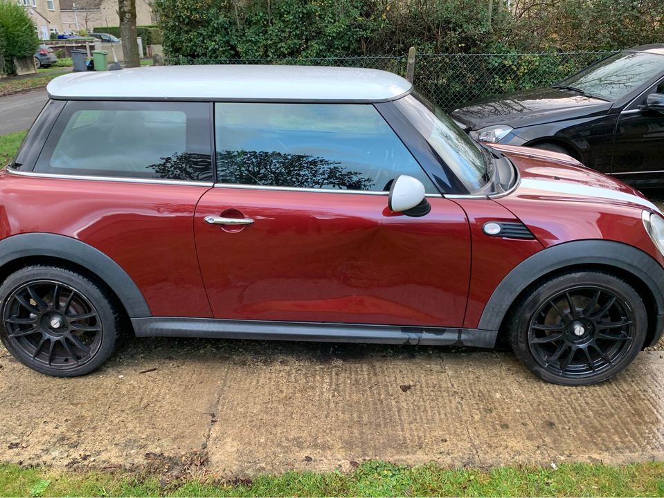 Used Mini Cooper 1.6 Petrol for Sale in Cheltenham UK • 3WEBS.CO